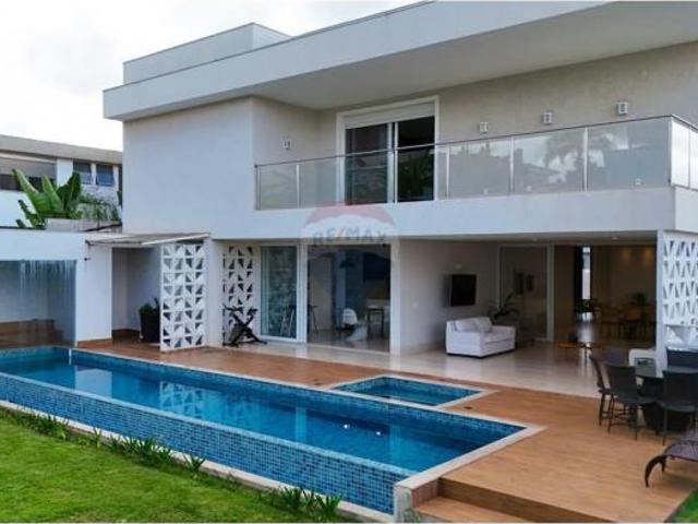Casa Condomínio Solar de Brasília – 4 suítes piscina sauna