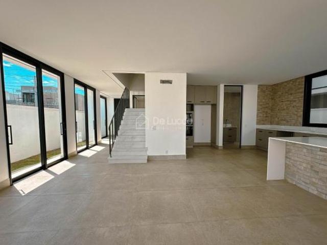 Casa Condomínio Paulínia a venda no Santorini Club com 5 Suítes e Piscina