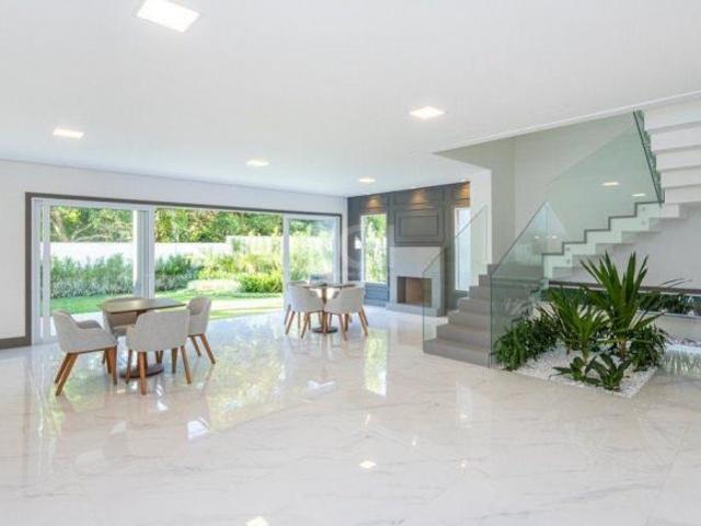 Casa Condominio para Venda 450m², 3 dormitórios, sendo 3 suites, 3 vagas Pedra Redonda