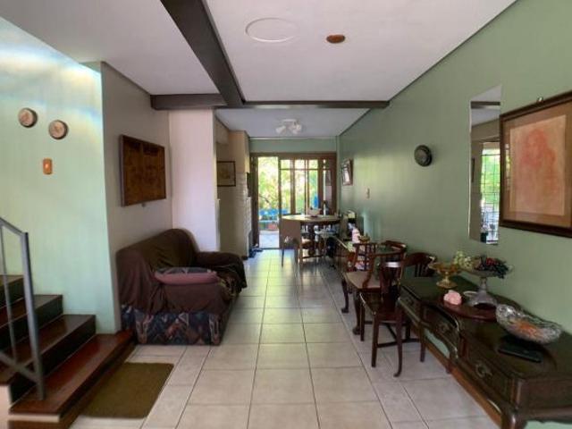 Casa Condominio para Venda 162.98m², 3 dormitórios, sendo 3 suites, 2 vagas Tristeza
