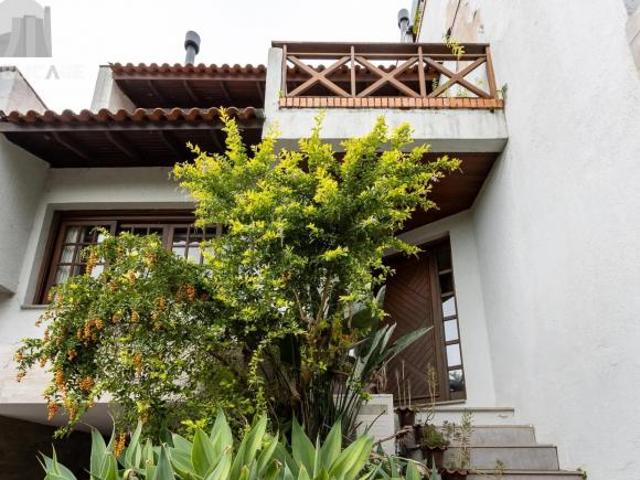 Casa Condominio para Venda 175m², 3 dormitórios, sendo 1 suites, 4 vagas Tri
