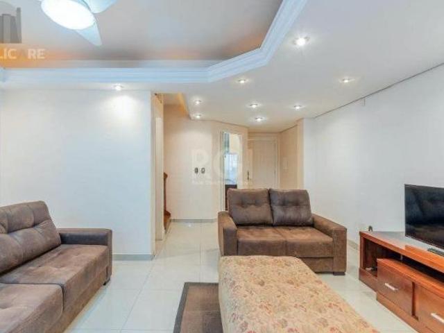 Casa Condominio para Venda 210m², 3 dormitórios, sendo 3 suites, 1 vaga Tris