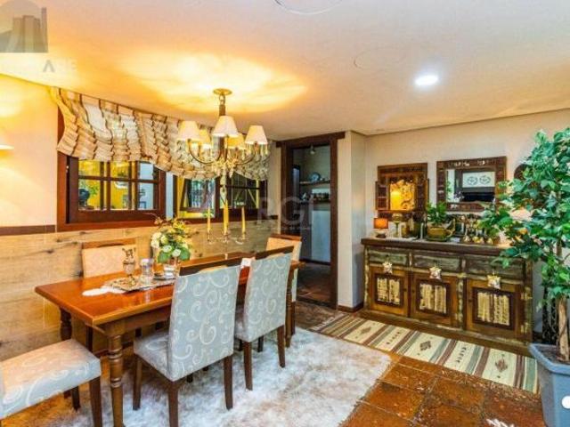 Casa Condominio para Venda 231m², 4 dormitórios, 3 suites, 3 vagas Ipanema