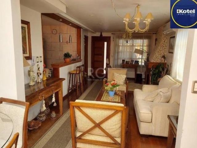 Casa Condominio para Venda 234m², 3 dormitórios, sendo 1 suites, 2 vagas