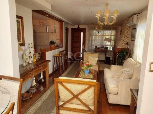 Casa Condominio para Venda 234m², 3 dormitórios, sendo 1 suites, 2 vagas