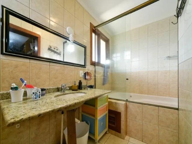 Casa Condominio para Venda 240m², 3 dormitórios, sendo 1 suites, 3 vagas Tristeza