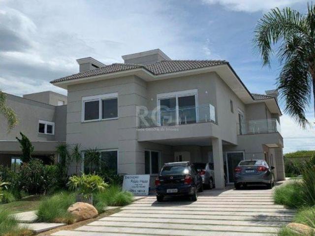 Casa Condominio para Venda 320m², 3 dormitórios, sendo 1 suites, 3 vagas San