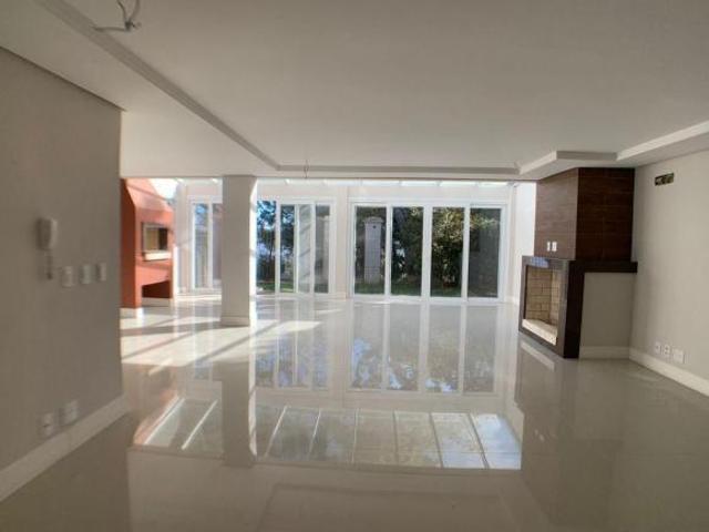 Casa Condominio para Venda 343m², 3 dormitórios, sendo 3 suites, 2 vagas Tristeza