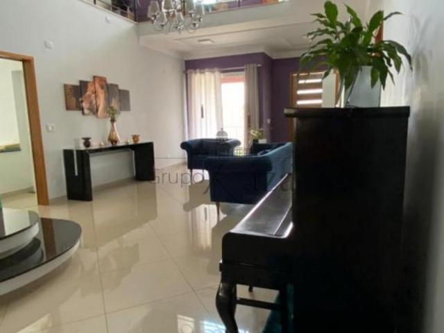 Casa Condomínio Parque Mirante do Vale Jacareí 540m²