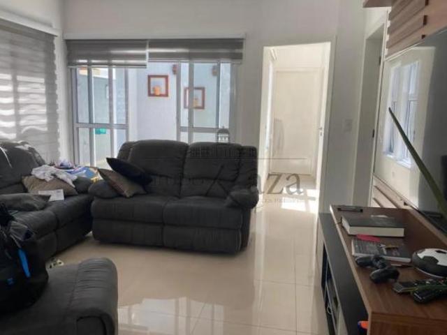 Casa Condomínio Parque Califórnia Residencial Crystal Park 3 Dormitórios 200m²