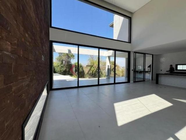 Casa condomínio Resedas à venda em Itupeva SP, 3 suítes, salas conceito aberto, piscina borda infin