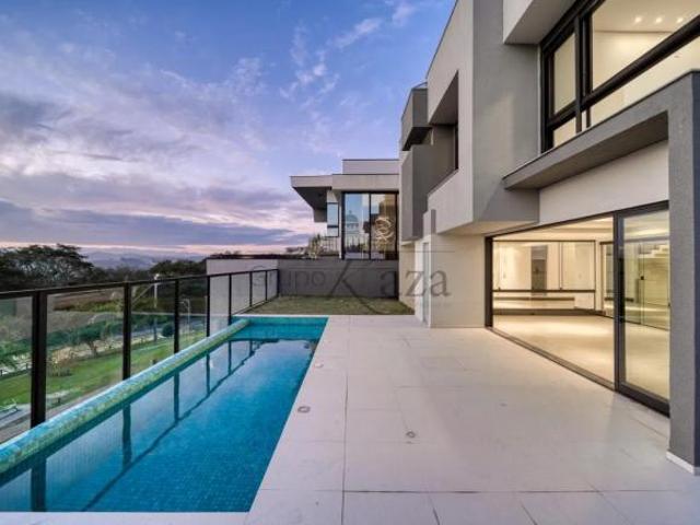 Casa Condomínio Residencial Jaguary 522m²