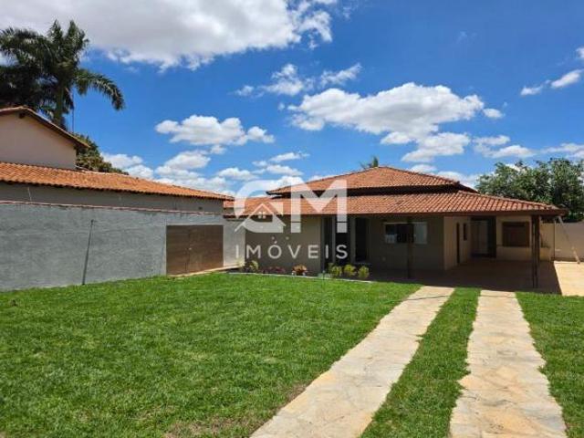CASA / CONDOMINIO RK / 2 QUARTOS / REFORMADA / 200M² / 61 3595 1212