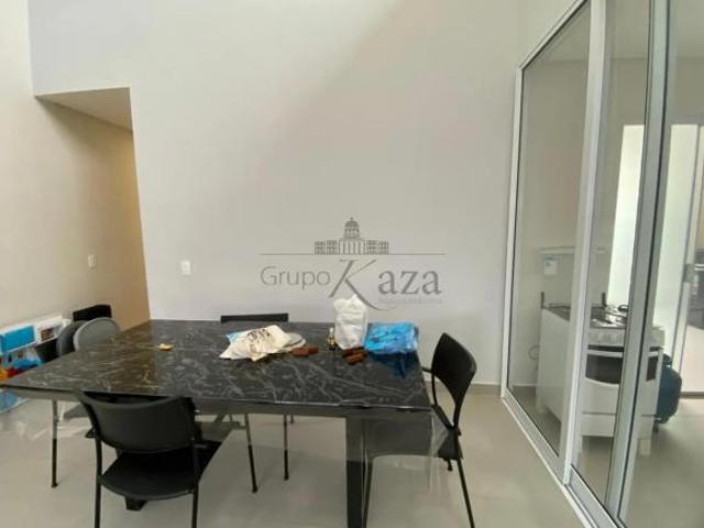 Casa Condomínio Térrea 3 Dormitórios 1 Suíte Vivva Residencial Clube Jacareí
