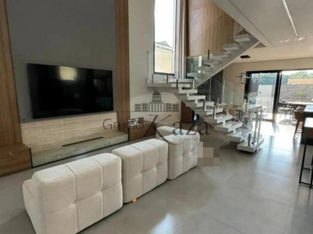 Casa Condomínio Urbanova Condomínio Altos da Serra III 3 Dormitórios 330,00m². PORTEIRA FECH
