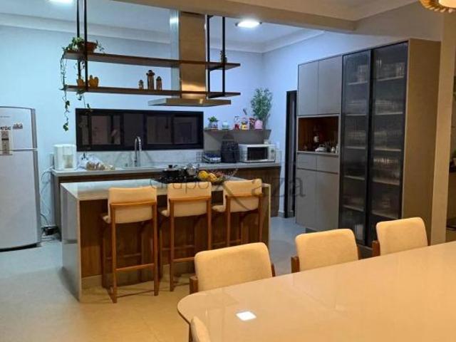 Casa Condominio Vale dos Lagos Jacarei 3 quartos 2 suites 298 mts construcao terreno 1200m