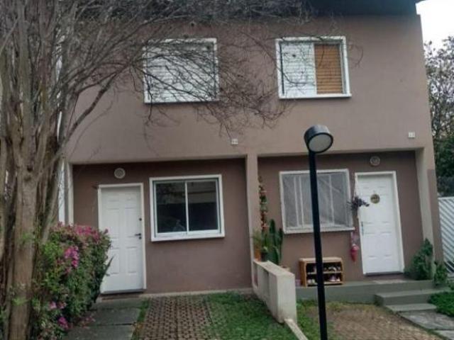 Casa condomínio VILAS IV São Francisco 2 dormitorios 1 vaga portaria 24h