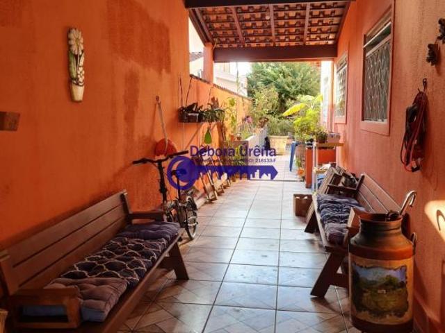 Casa confortável no Itaguá