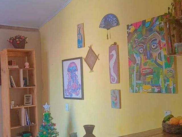 Casa confortável nos fundos, com vista para natureza.Casa confortáve