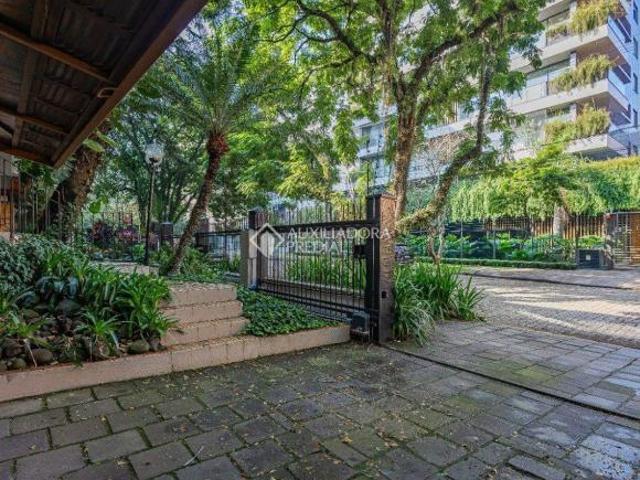CASA CONFORTÁVEL E ESPAÇOSA NO BAIRRO BELA VISTA, COM INFRA DE CONDOMÍNIO!