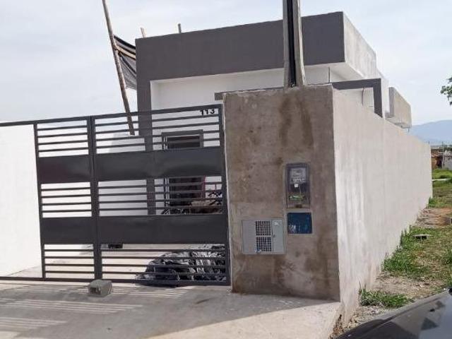 CASA CONJUNTO HABITACIONAL TERRA DOS IPÊS