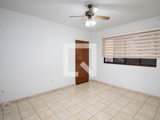 Casa, Conj. Res. Paes de Barros, 3 Quartos, 260 m2 Guarulhos