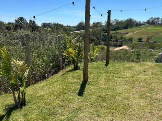 Casa Container Moderna com Paisagismo e Agenda Ativa no Airbnb