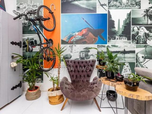 Casa contemporânea com lazer excelente | 3 suítes e vista privilegiada!