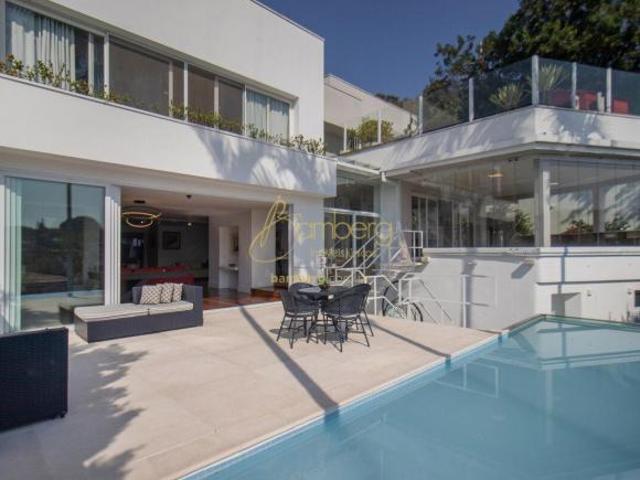 CASA CONTEMPORÂNEA A VENDA NO JARDIM GUEDALA