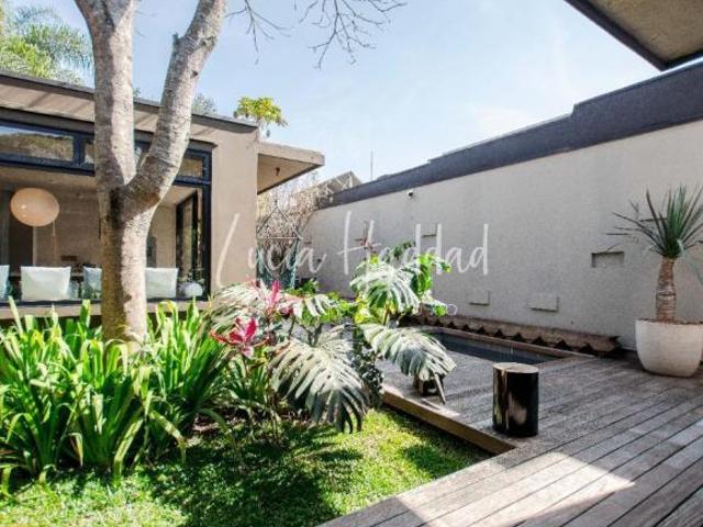 Casa Contemporânea Alto da Boa Vista