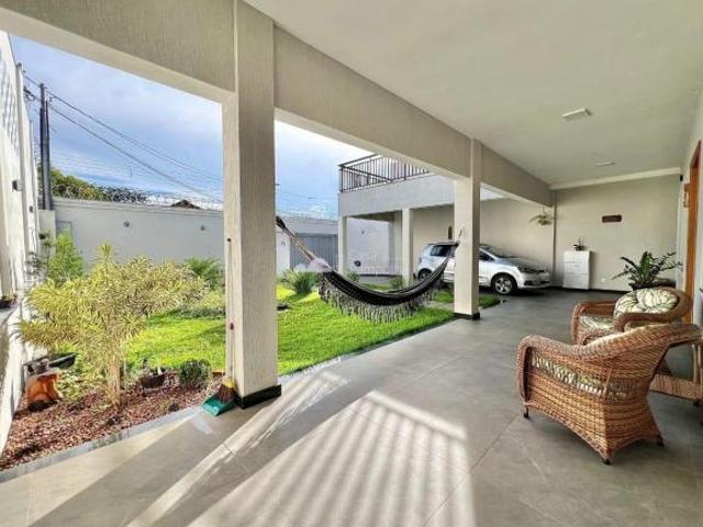 Casa Contemporânea de Alto Padrão Céu Azul