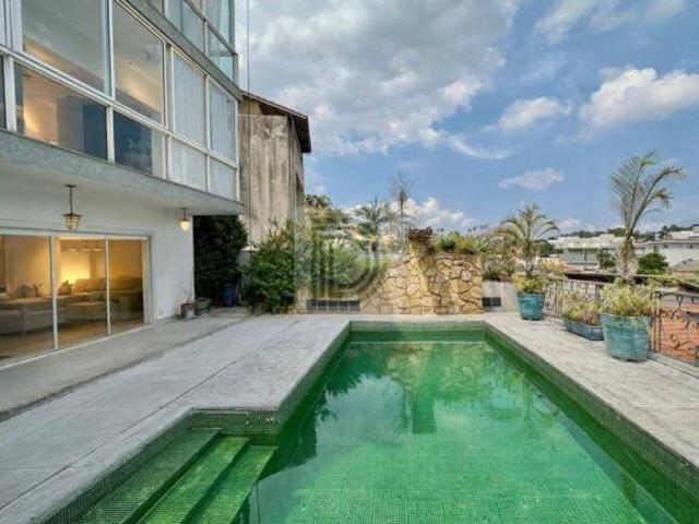 Casa Contemporânea Exclusiva no São Paulo II 5 Suítes, Elevador Panorâmico e Lazer Completo