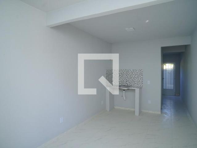 Casa, Cajueiros, 1 Quarto, 31 m2 Maricá