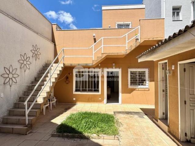Casa duas casas e Terreno ZR 4 na Brigadeiro Franco