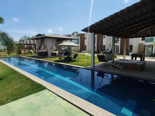 Casa duplex 100% mobiliada em Condomínio Club em Eusébio CE