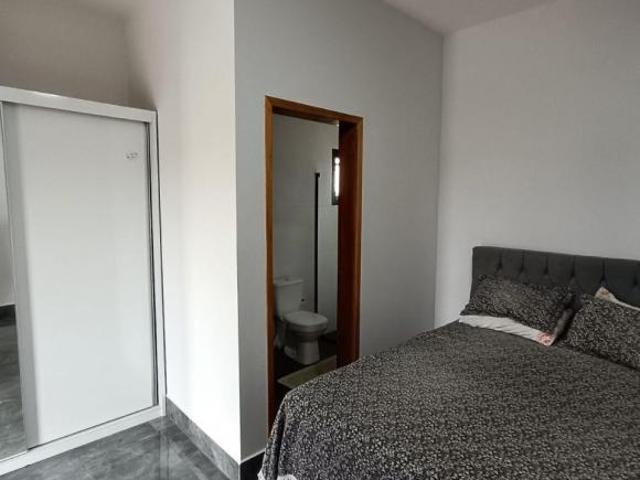 Casa Duplex 130m2 3 Dorms 2 Suítes, Sala Ampla, Cozinha Americana, 2 Vagas Cobertas 4 Descobertas, C