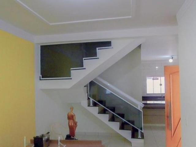 Casa Duplex 149m2 3 Dorms 1 Suíte, banheiro social na parte de cima e baixo uma sala copa e cozinha
