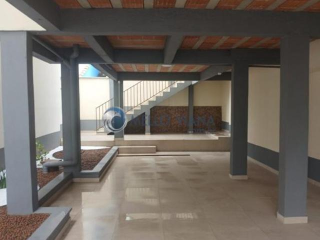 CASA DUPLEX, 2 SUÍTES, COZINHA GOURMET, GARAGEM COBERTA PARA 2 CARROS