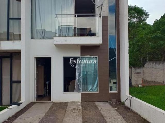 CASA DUPLEX À VENDA EM CONDOMÍNIO FECHADO COM DOIS DORMITÓRIOS