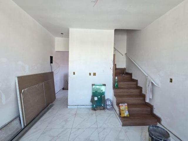 Casa Duplex à Venda | 2 Dormitórios | 77 m² por R$ 395.000 | Vilamar – Praia Grande/SP