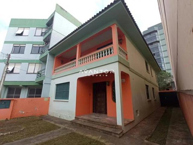 Casa Duplex Central De 4 Dormitórios, Suíte, 2 Salas De Estar, 2 Salas De Ja