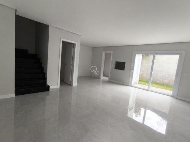 Casa duplex com 3 quartos no bairro São Luiz