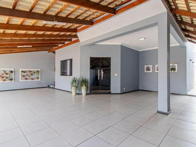 Casa Duplex com 3 quartos à venda em Contagem, no bairro Granja Ouro Branco