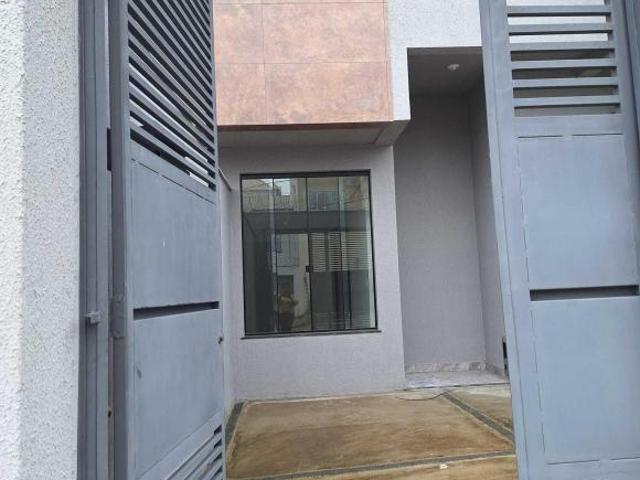 Casa Duplex com 3 quartos à venda em Contagem, no bairro Parque Xangri Lá