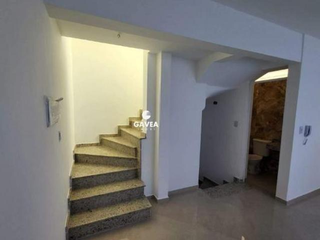 Casa Duplex com 2 suítes no Bairro Campo Grande Santos