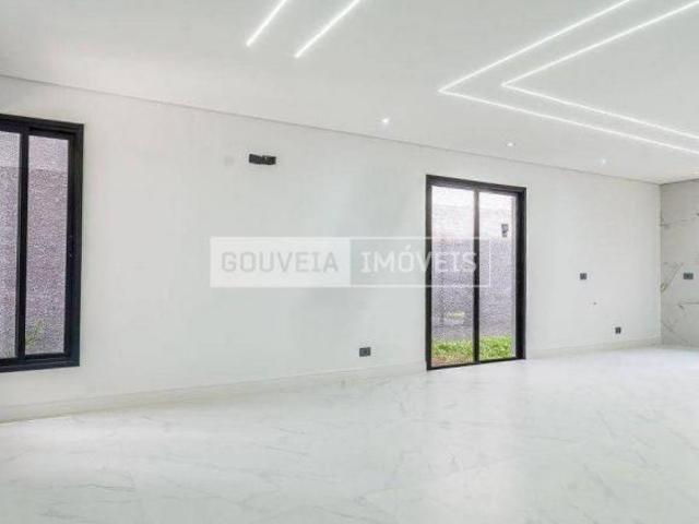 Casa de Condomínio com 4 Quartos, 1 Suíte, 190M², à Venda por R$ 1.199.000,00 Santa Cândida, Curit