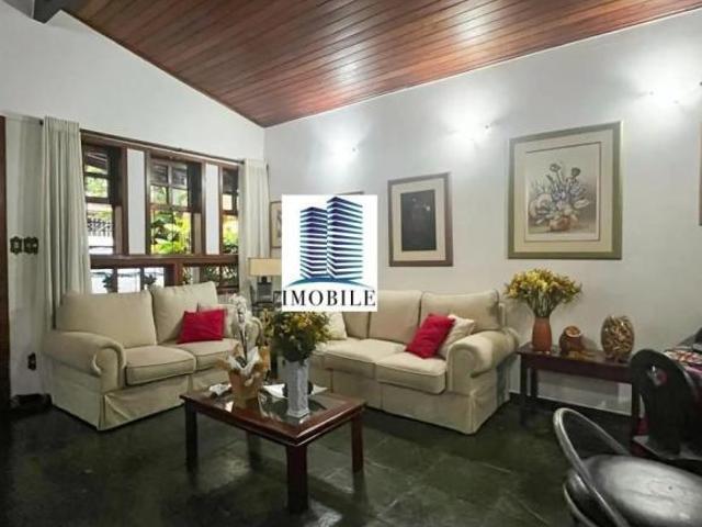 Casa Duplex com 8 quartos à venda em Belo Horizonte, no bairro Santo Antônio