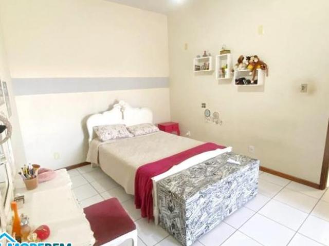 CASA DUPLEX COM EXCELENTE LOCALIZAÇÃO NO BAIRRO IDEAL