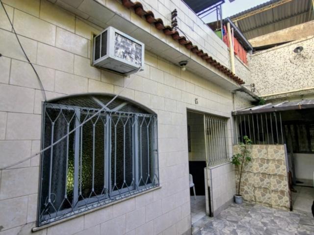 Casa duplex de vila Venda Nilópolis RJ Centro