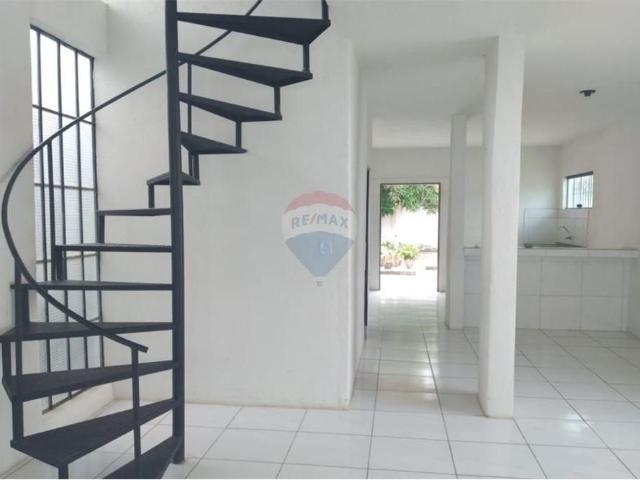 Casa dúplex em Garapu